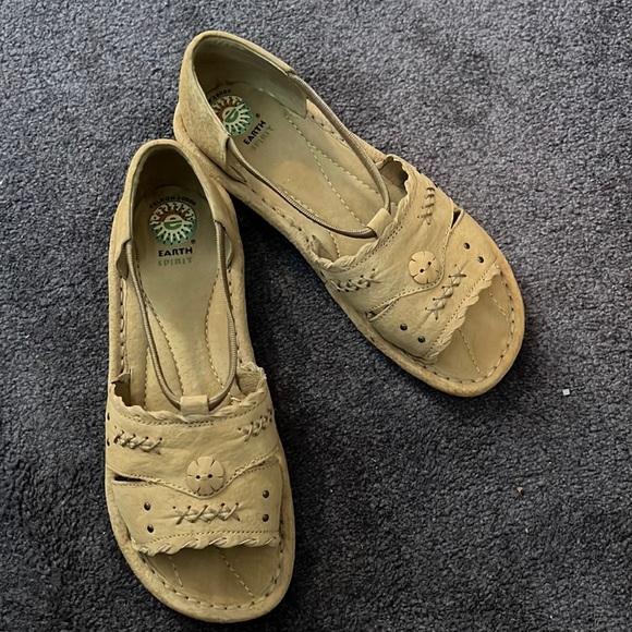 Earth Spirit | Shoes | Take On The Role Wearing Comfy Earth Spirit ...